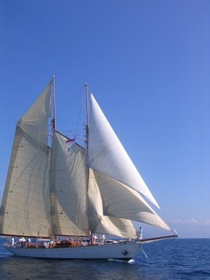 Yacht ZACA, Nunes Bros | CHARTERWORLD Luxury Superyacht Charters